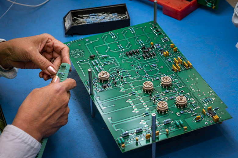 AUDIO RESEARCH: WHAT MAKES PERFECTION, PERFECTION… – M & S | Ultimate ...