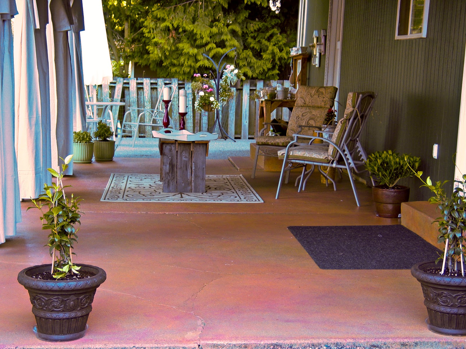 TracyP Creates: Come and Sit Awhile...