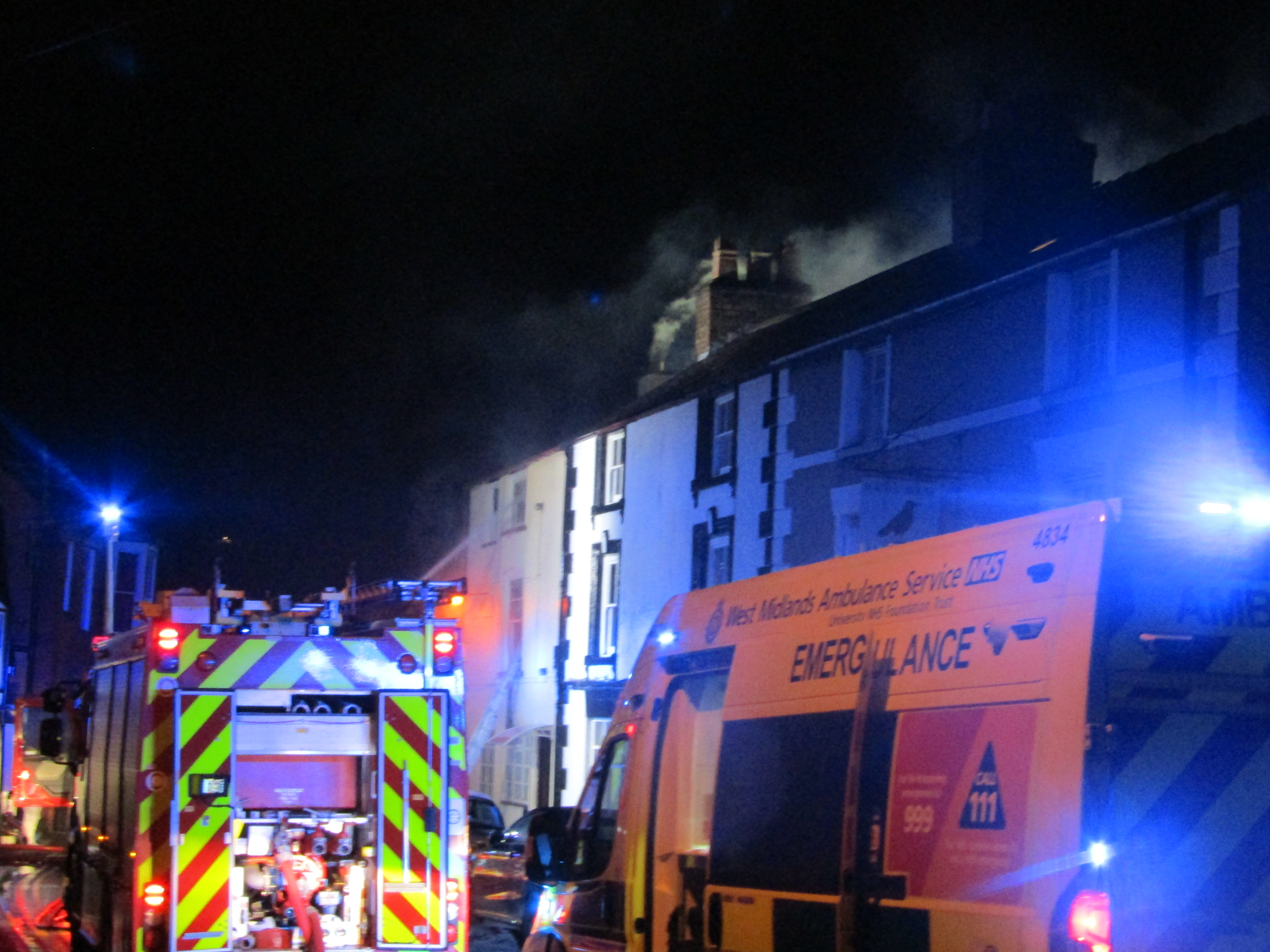 Llanblogger - news from Llangollen: Fire crews tackle major blaze in ...