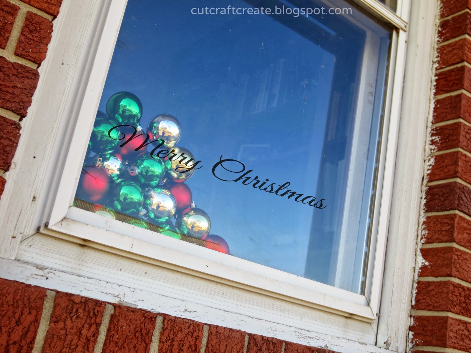 Cut, Craft, Create: Make a Shadow Box in your Window