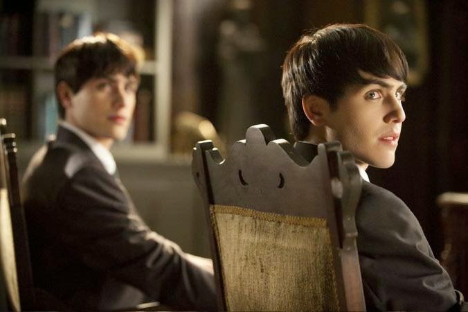 Los Ojos del Espectador: Seconds Apart, unos gemelos muy malvados