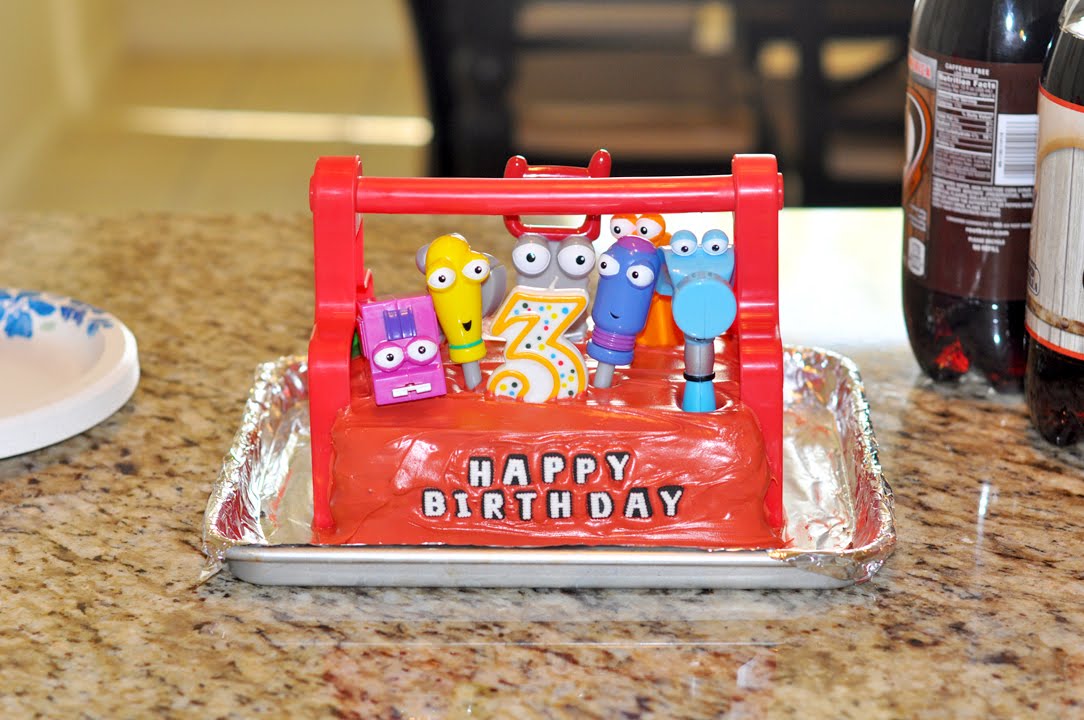 The Brady Bunch: August 2011