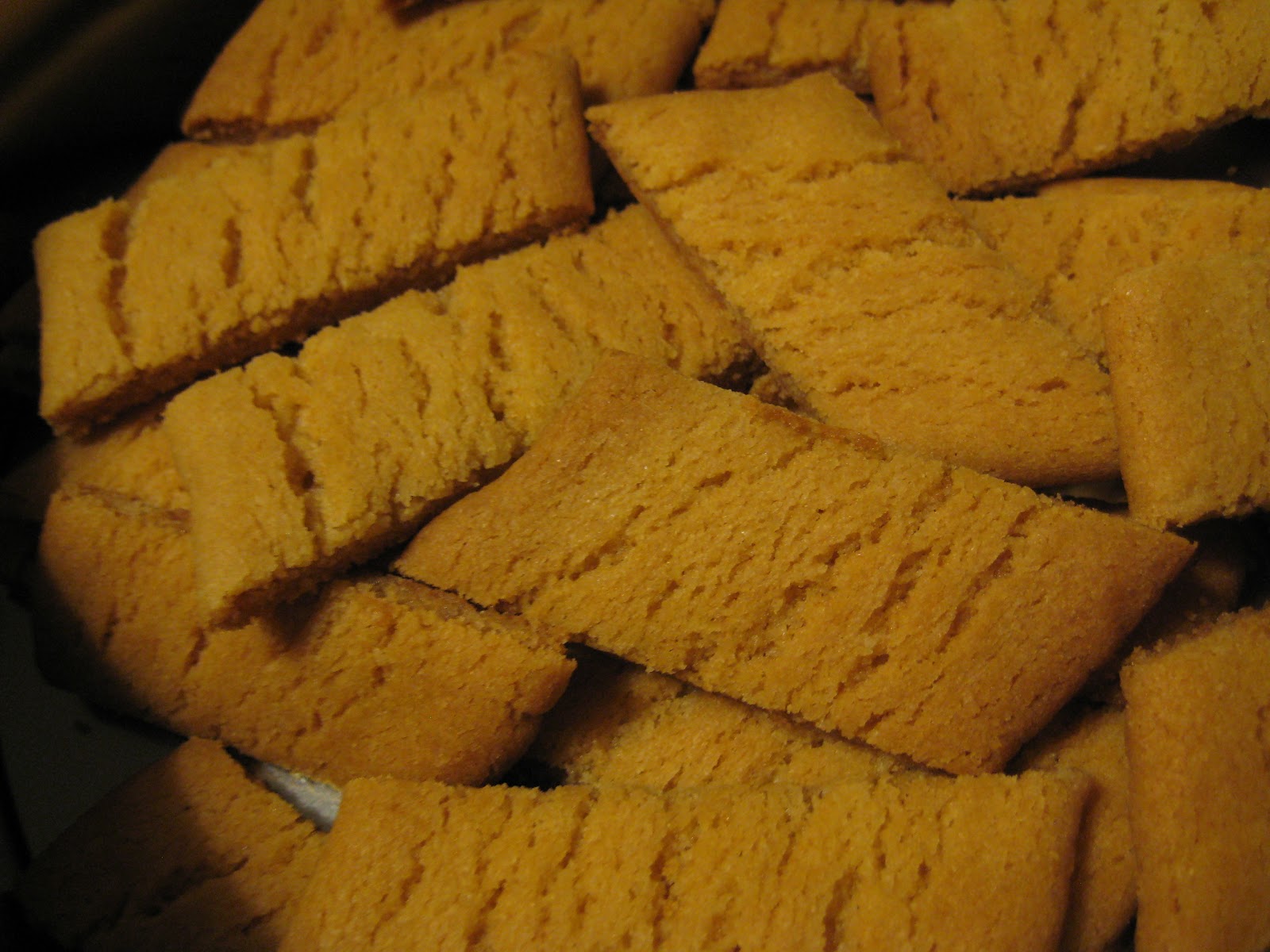 Drömkaka: Kolasnittar, kolakakor eller sirapskakor!