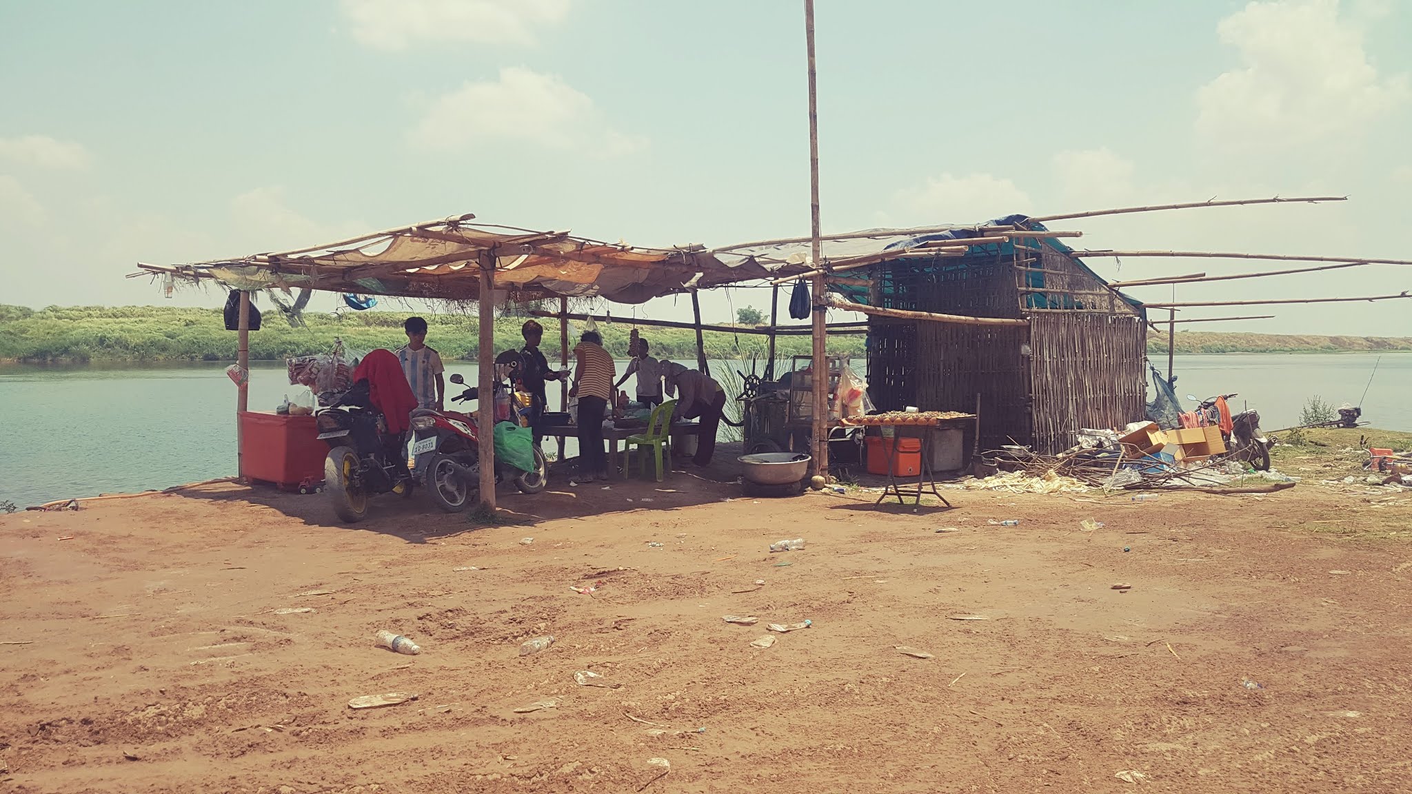 កោះសំរោងស្រុកខ្ញុំ (SAMRONG ISLAND)