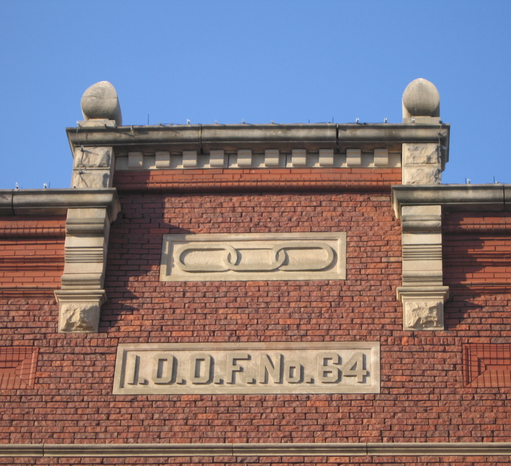 Chariton's Square Deal: I.O.O.F. Building