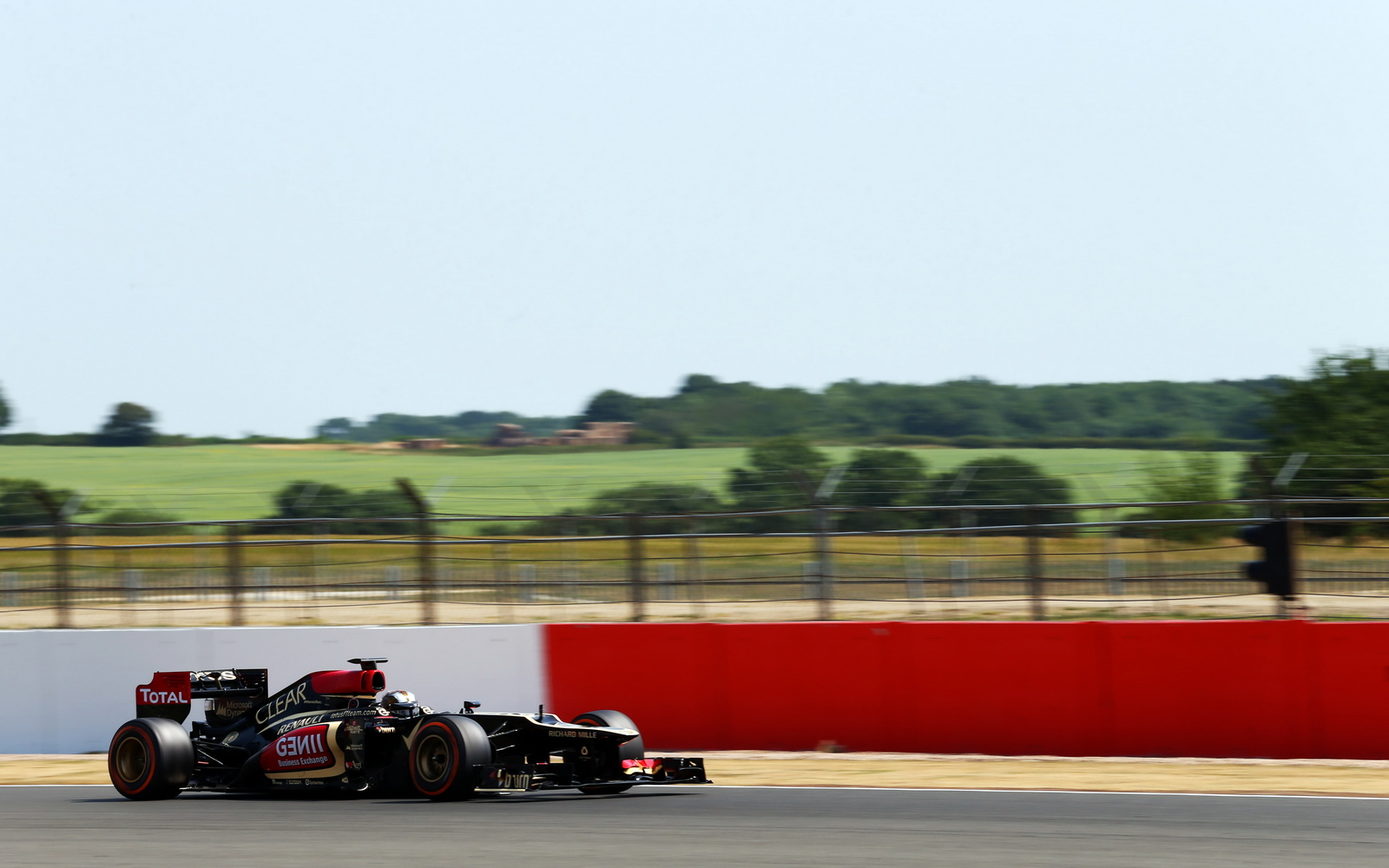 2013 SILVERSTONE TEST: DAY 2 IN HIGH RESOLUTION IMAGES - FORMULA 1