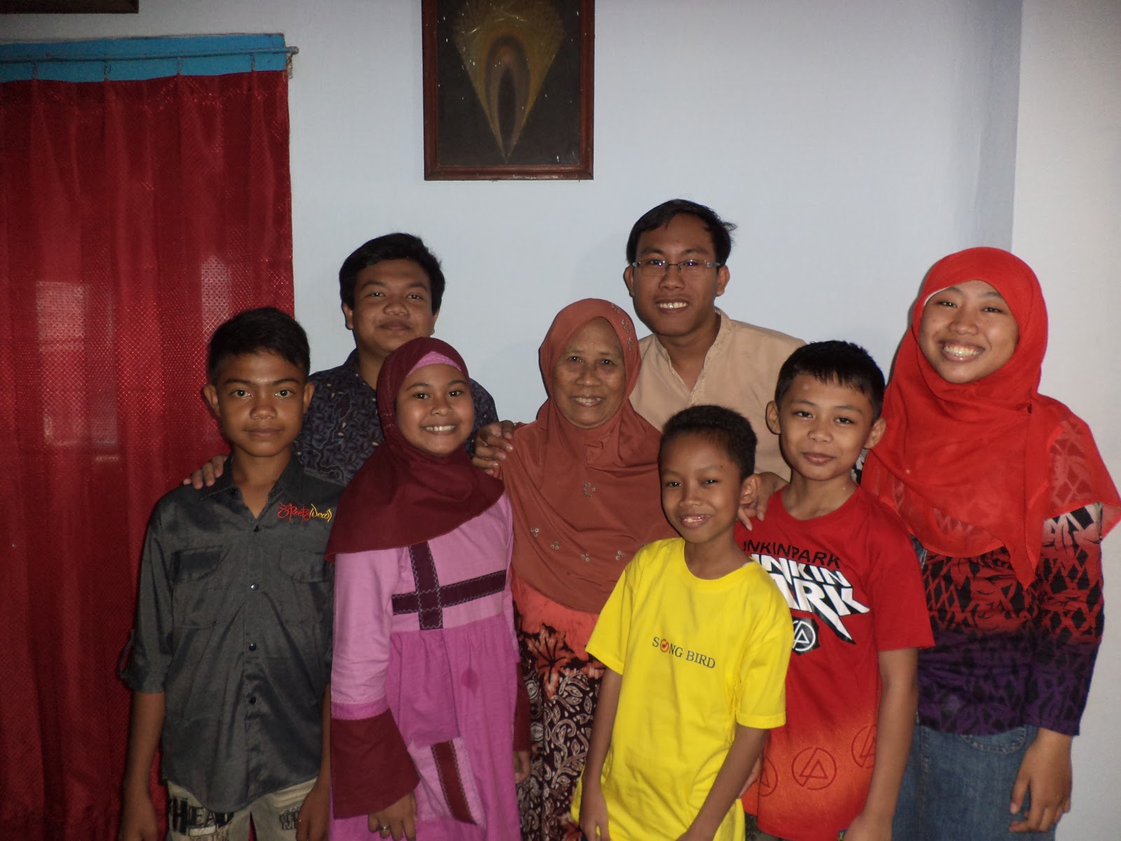 √Merawat Mbah Uti dengan Bahagia dan Sepenuh Hati