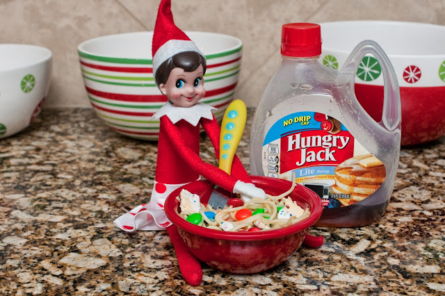 The Sweatman Family: Sprinkles the Elf {Day 9}
