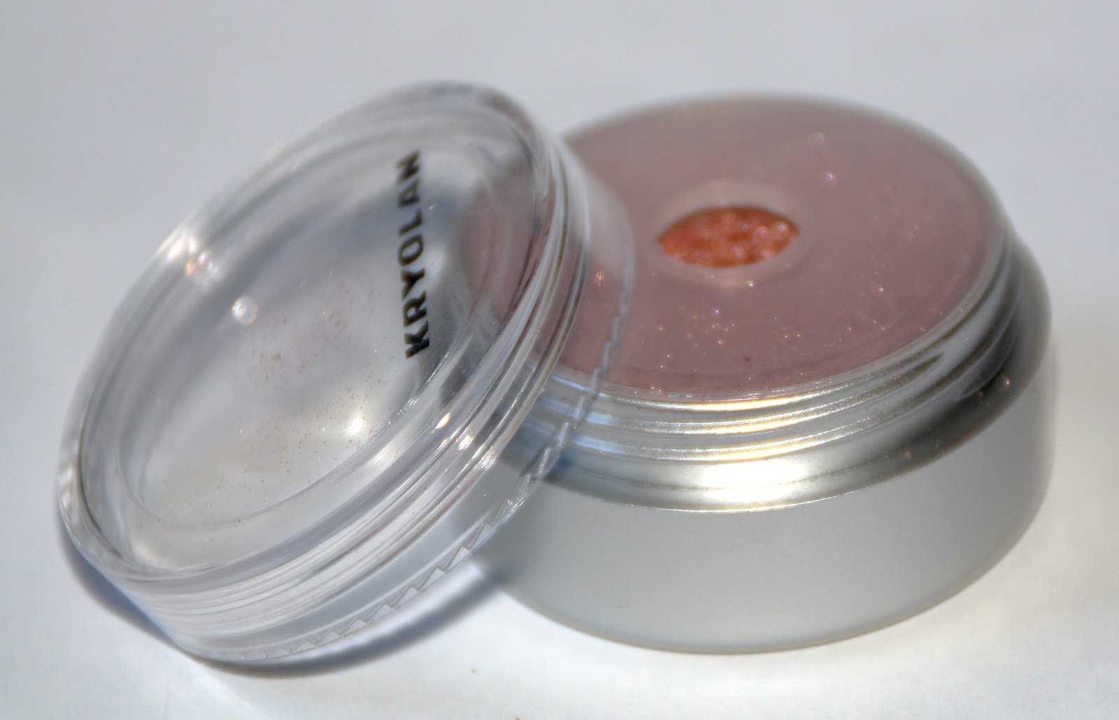 Beautiful Smudges - A Beauty, Fashion and Lifestyle Blog: Kryolan Satin ...