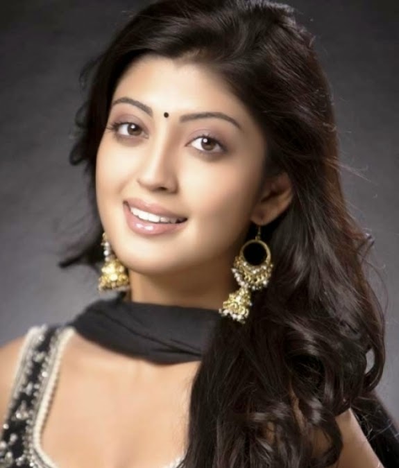 Actress HD Gallery: Tamil Actress Pranitha Subhash Latest cute HD Image ...