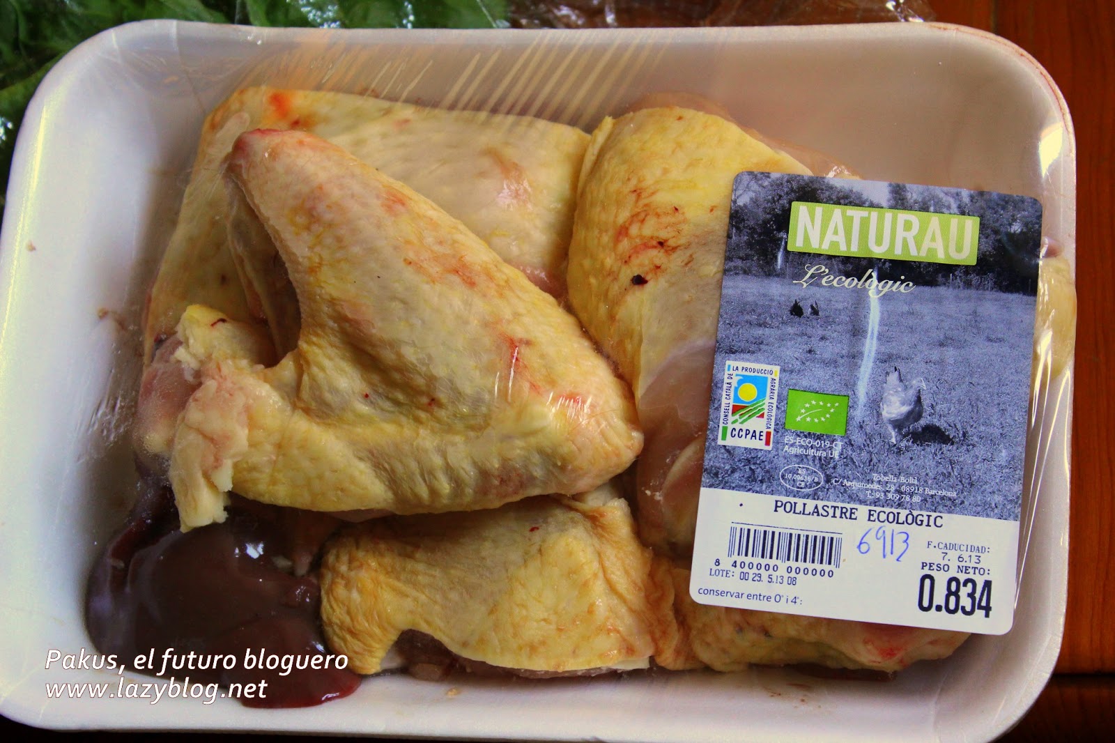 Pollo ecológico guisado en salsa, receta fácil hecha con cariño
