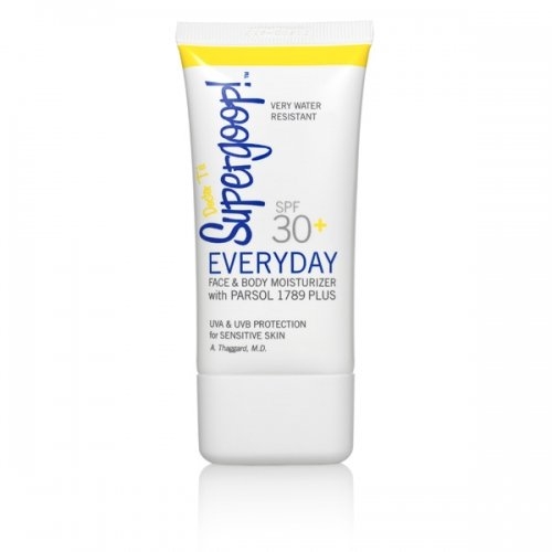 Goop Editor Gwyneth Wears Supergoop Sunscreen Of Course