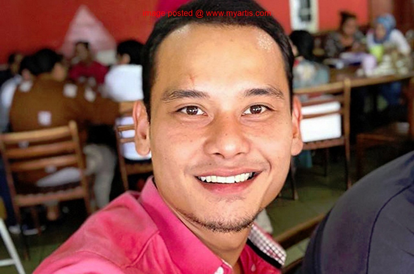 Cerita Artis Malaysia: MASIH SOLO & BUJANG - AIDIL AZIZ TAK TOLAK ...