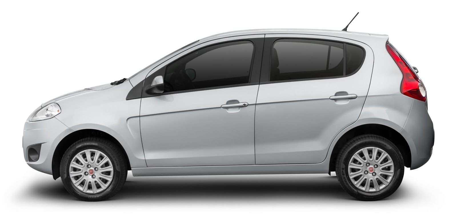 Fiat Palio chega com novos equipamentos na linha 2017