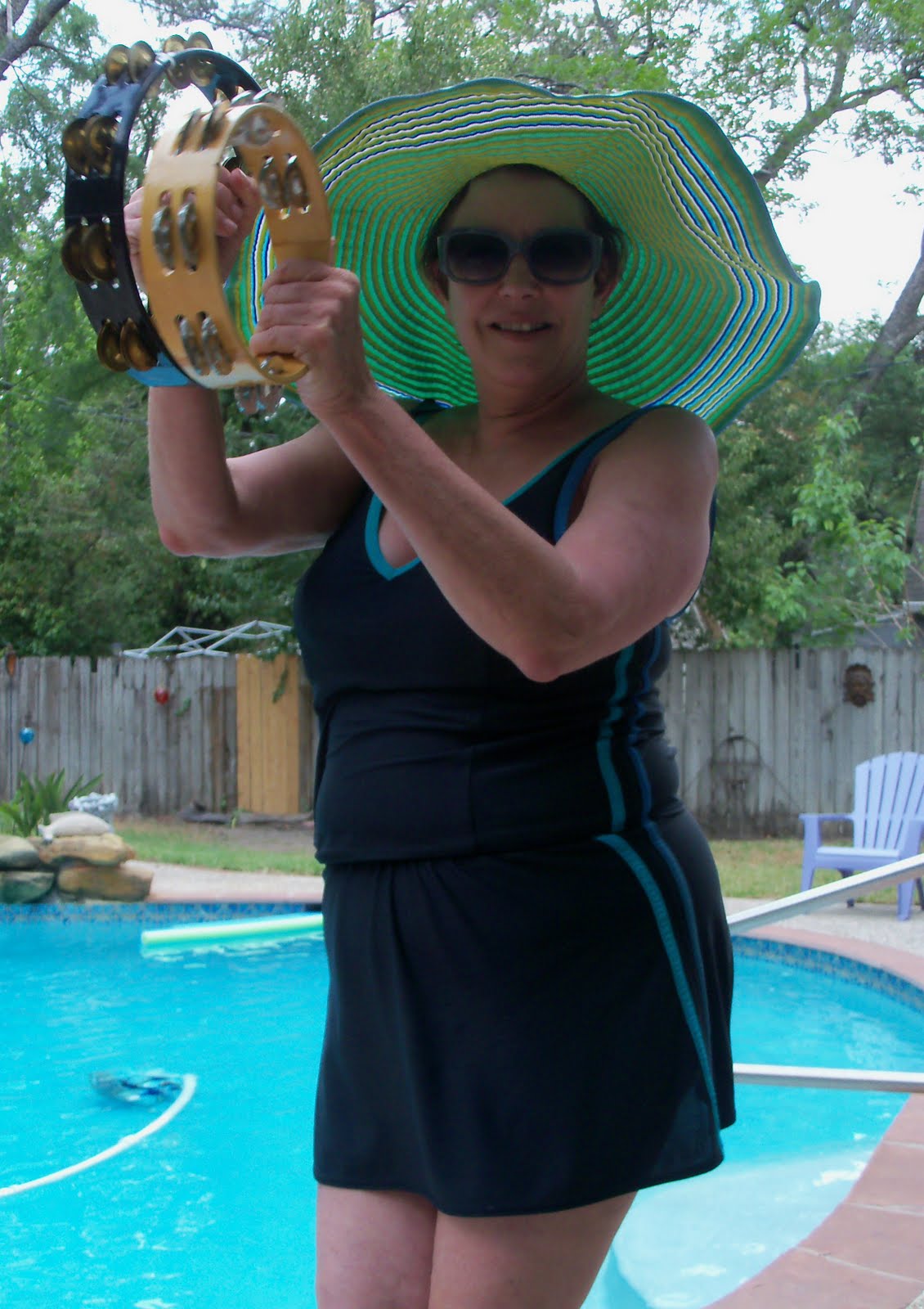 SUSAN'S COLORFUL LIFE: Pool Side Art