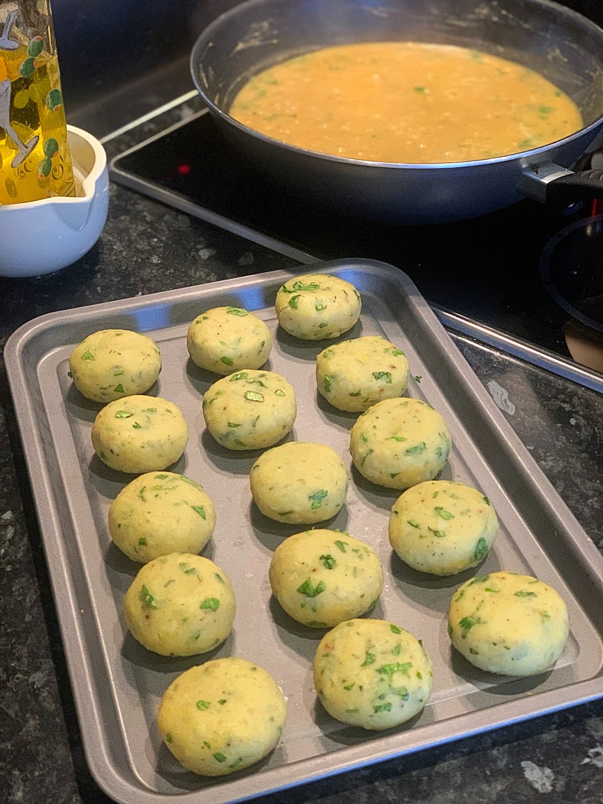 Jouelle's Kitchen: Ragda Pattice