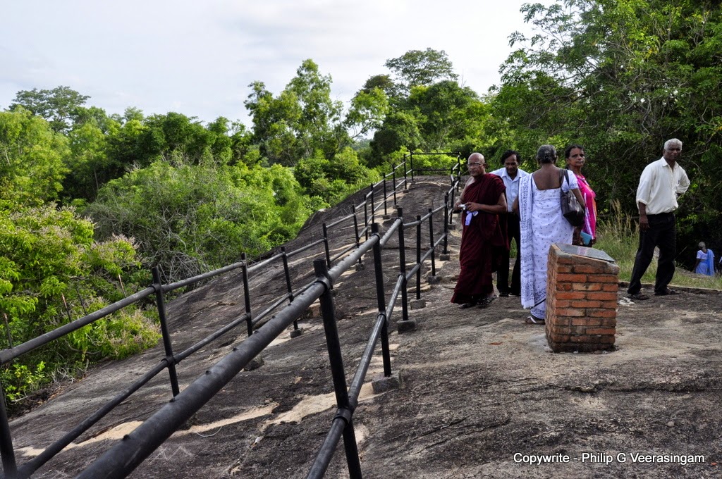 Images of Sri Lanka on blogspot.com: The agony of Queen Kuweni