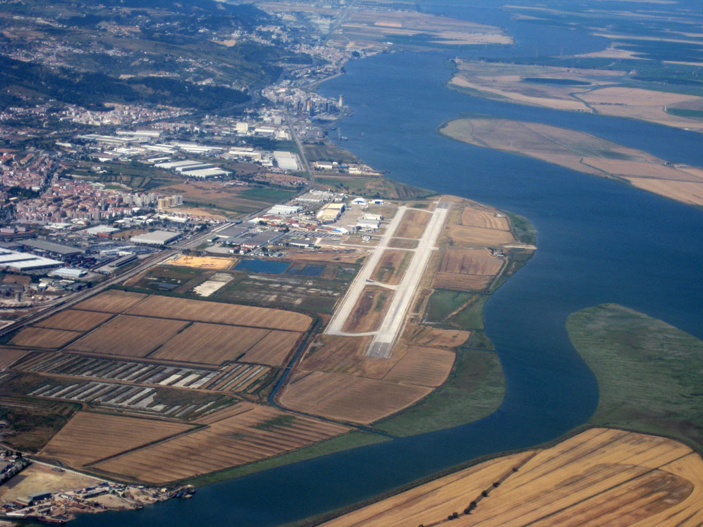 ex-OGMA: Aeroporto em Alverca
