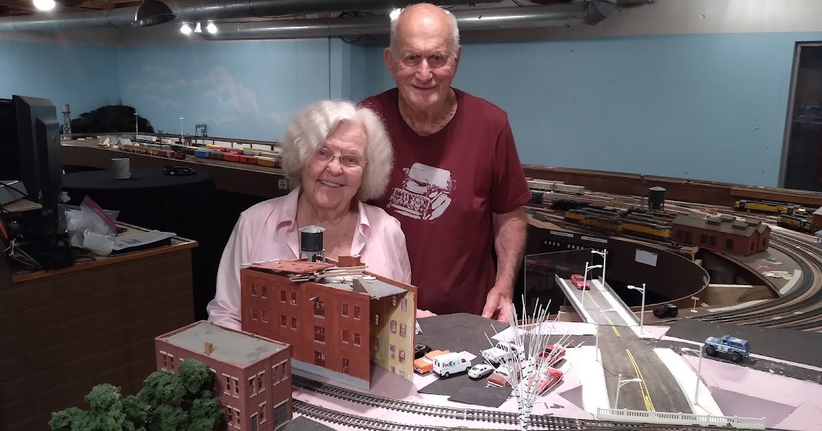 Basement Train Layout: Week 368