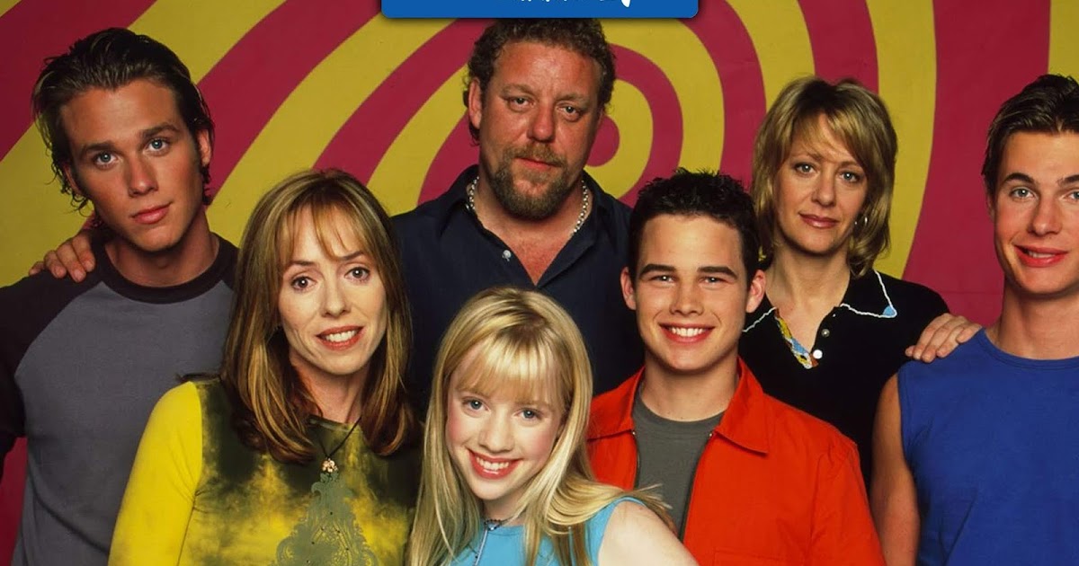 Qué Raro Temporada 3 [480p]