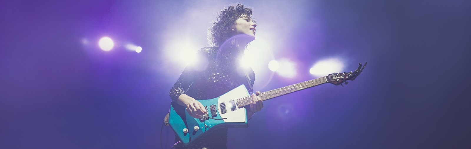 Annie Clarke: St.Vincent - The Making of St.Vincent's Ernie Ball Music ...