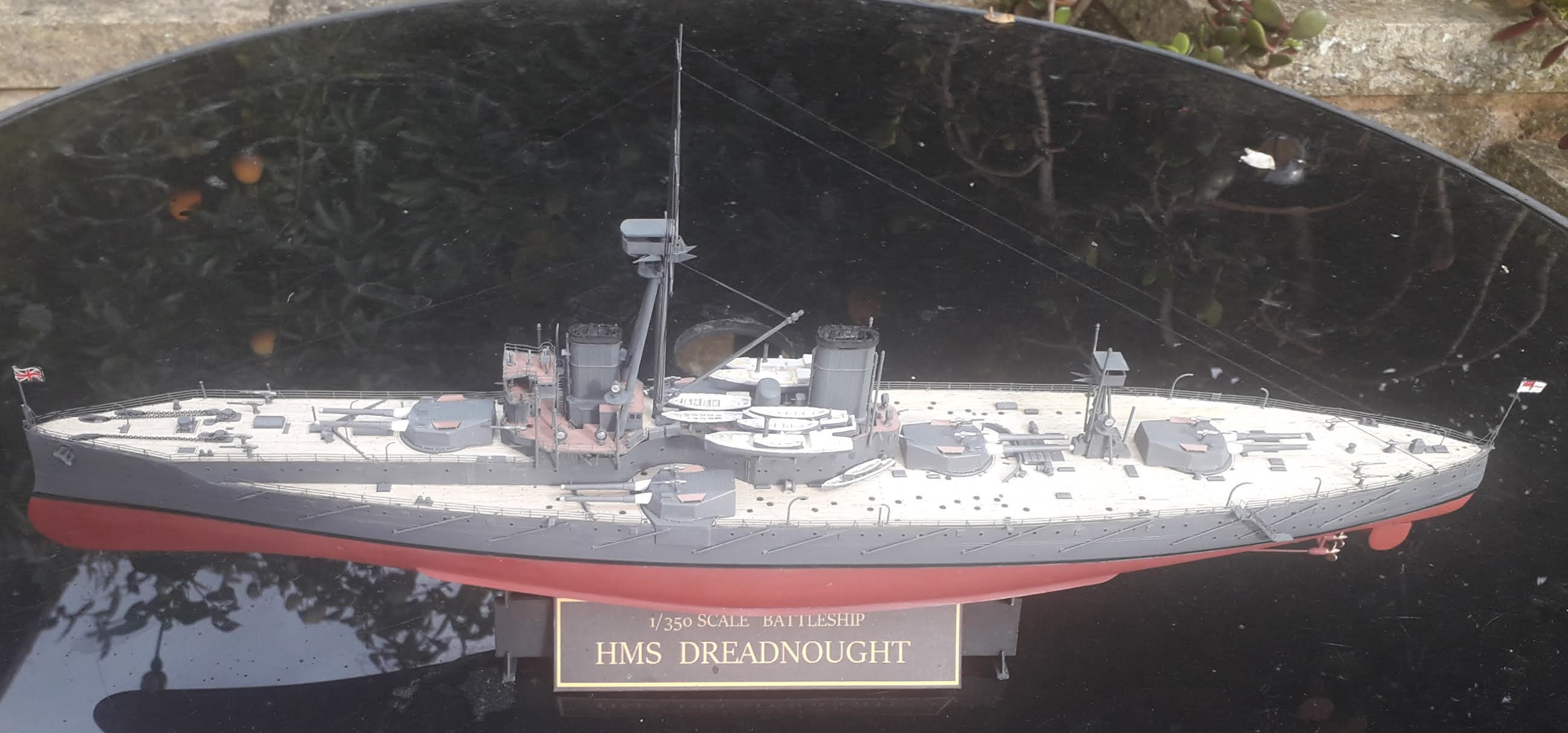 . The Hinckley Shipyard: HMS Dreadnought (1:350)