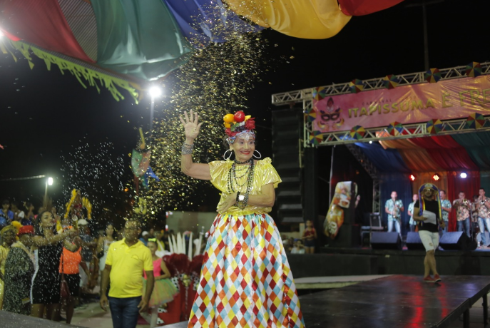 Carnaval de Itapissuma une frevo, axé e tradição