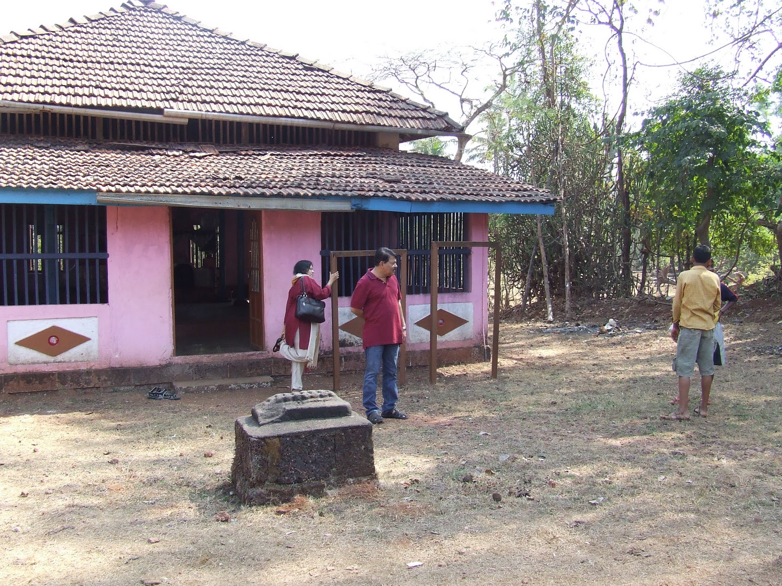 Eats, Feeds & Digs: Chandhore and Mangaon: An amazing Medieval site and ...