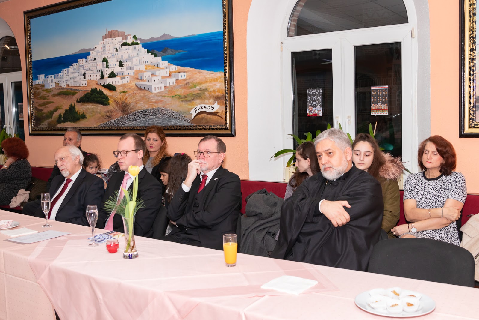 ΕΝΟΡΙΑ "ΤΡΙΩΝ ΙΕΡΑΡΧΩΝ" ΑΝΝΟΒΕΡΟΥ: Η ΚΟΠΗ ΤΗΣ ΒΑΣΙΛΟΠΙΤΑΣ ΤΩΝ ...