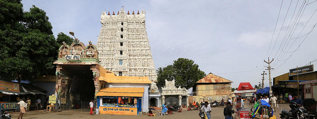 Tamilnadu Tourism: Thanumalayan Temple, Suchindram, Kanyakumari