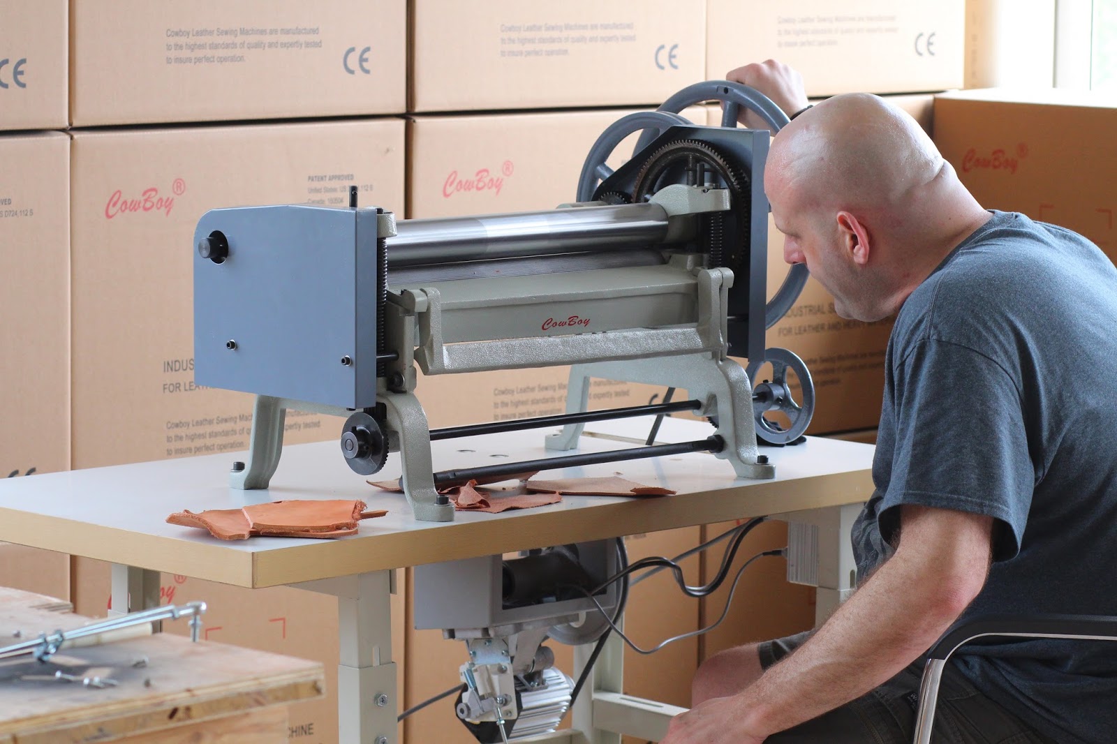 Heavy duty industrial sewing machines: Cowboy 8020 economical leather ...