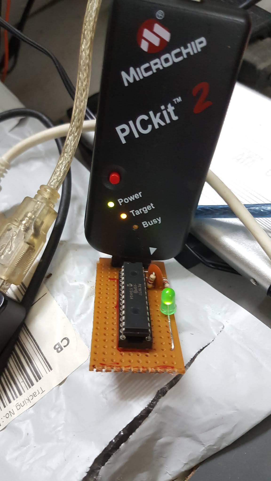 cmheong's blog: Development System for the ancient Microchip PIC16F57 CPU