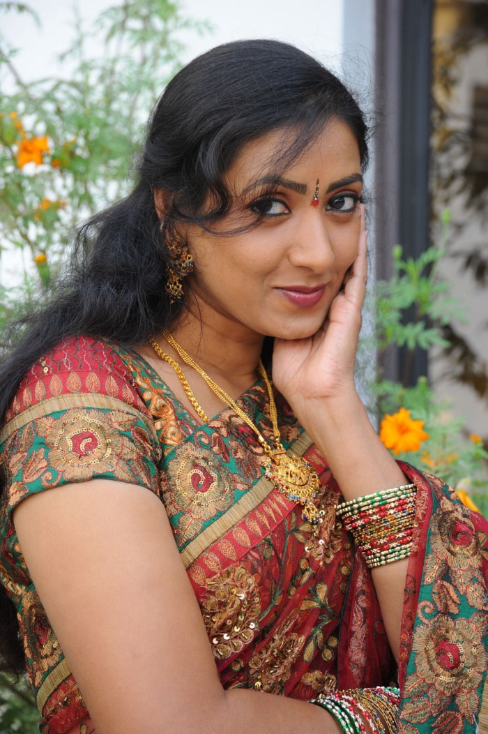 Aamani Hot Bikini Image Gallery, Images, Photos, Pics - Cinemagigs