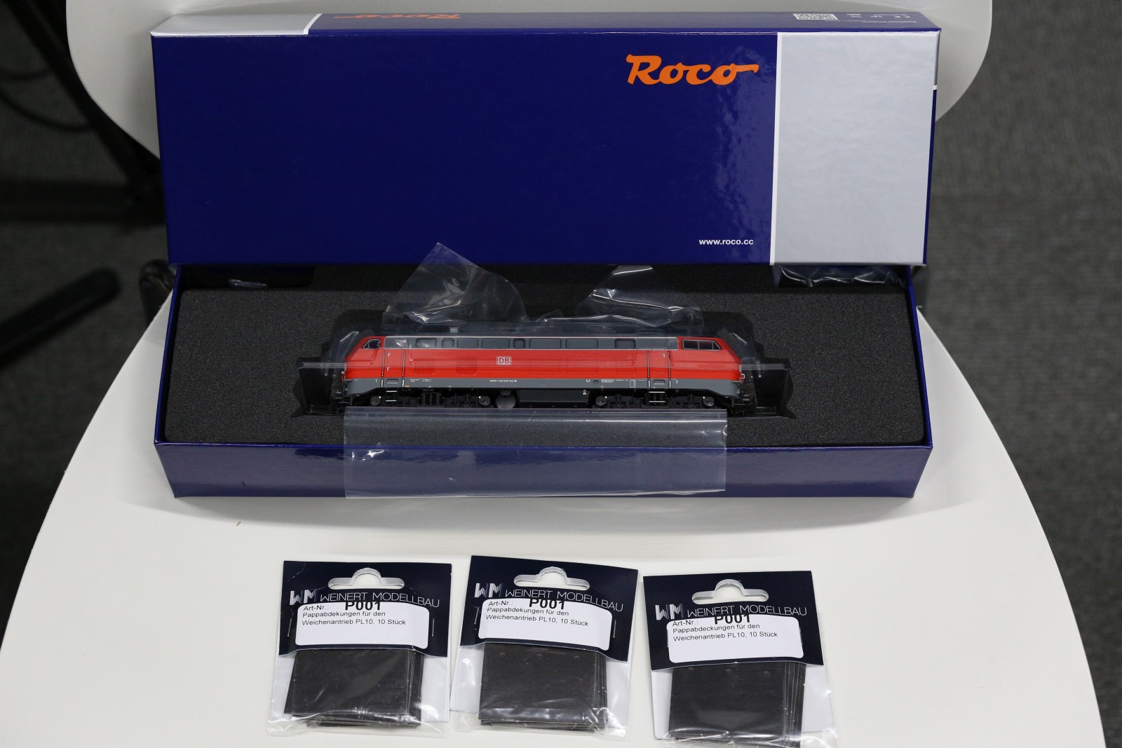 2020-8-4 Roco 79246 Rh1116 ÖBB標準色カラーが届く