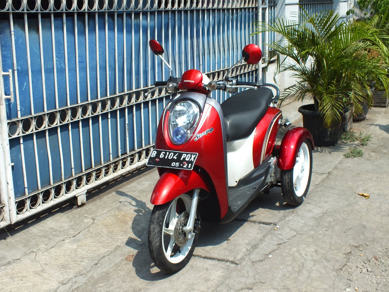 Oracle Modification Concept: HONDA SCOOPY RODA TIGA MINIMALIST Pesanan ...