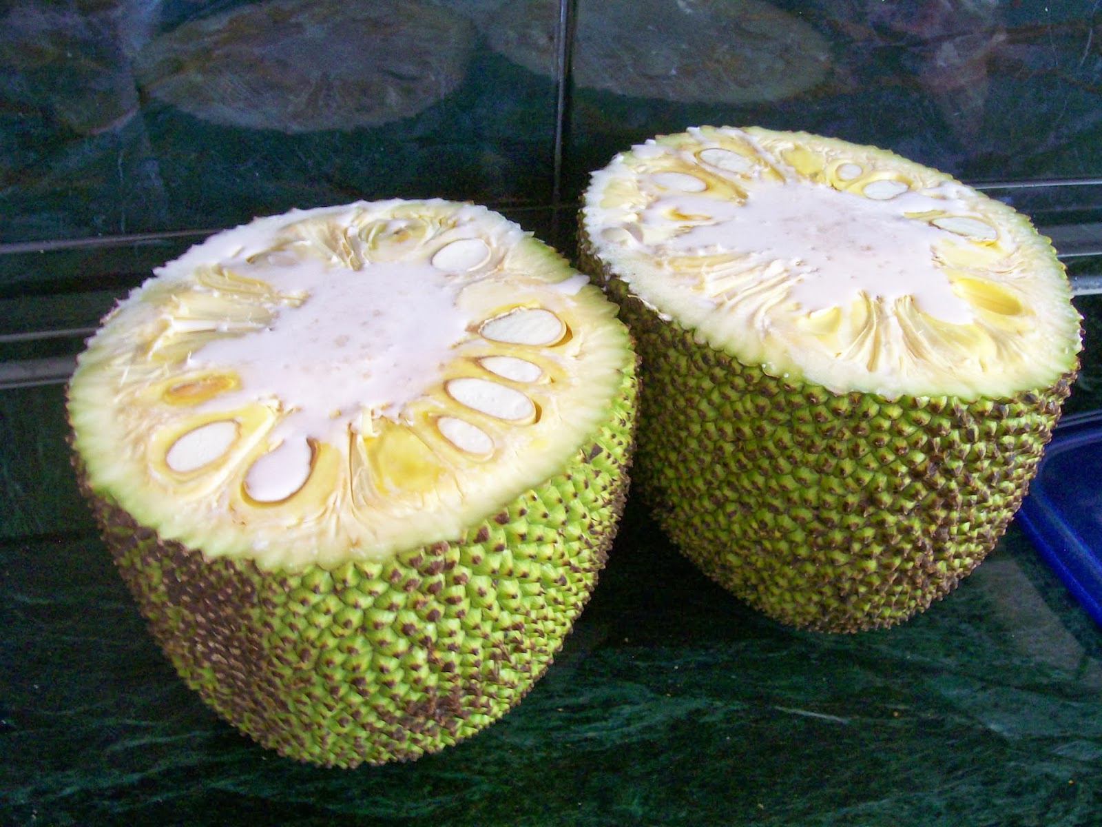 Loving the Land of the Flour Tortilla: Yaga--the marshmallow fruit!