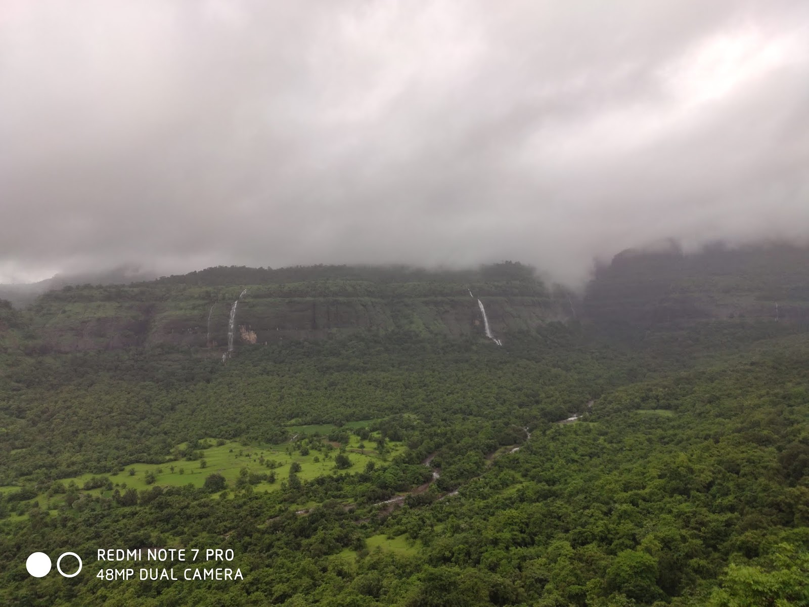 माझी दुर्गभ्रमंती...: किल्ले मृगगड (MRUGAGAD FORT)