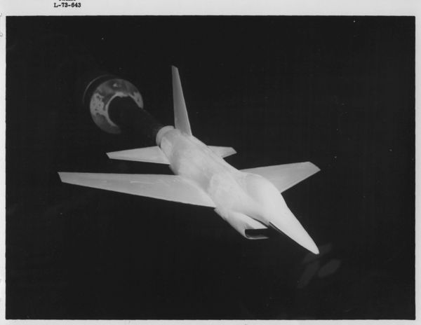 SI VIS PACEM, PARA BELLUM: Un concorrente dell'F16 nel programma LWF ...