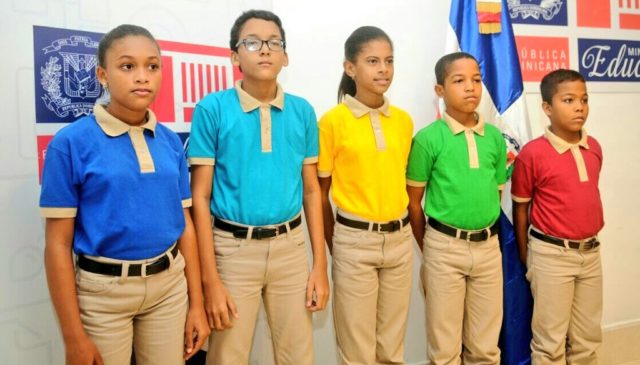 Ministerio de Educación Dominicano cambia modelos de uniformes para ...