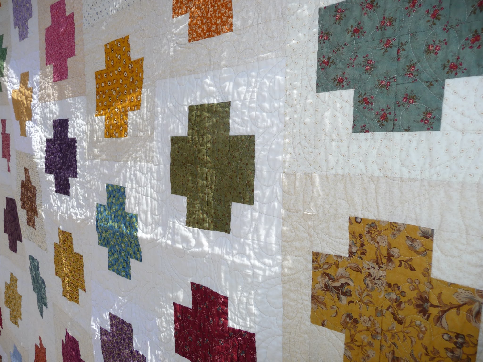 Quilting on the Crescent: An RSC Finish and Quilt Nostalgia Comfort