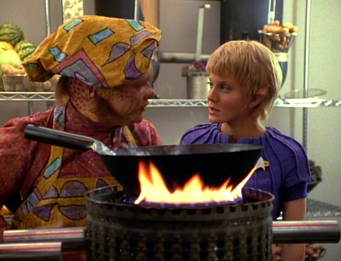 STAR TREK PICTURE CAPTIONS (NO LONGER UPDATED): STAR TREK PICTURE ...