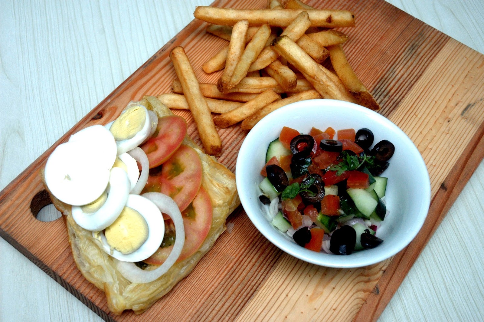 DUDE FOR FOOD: Breakfast at Chaplin