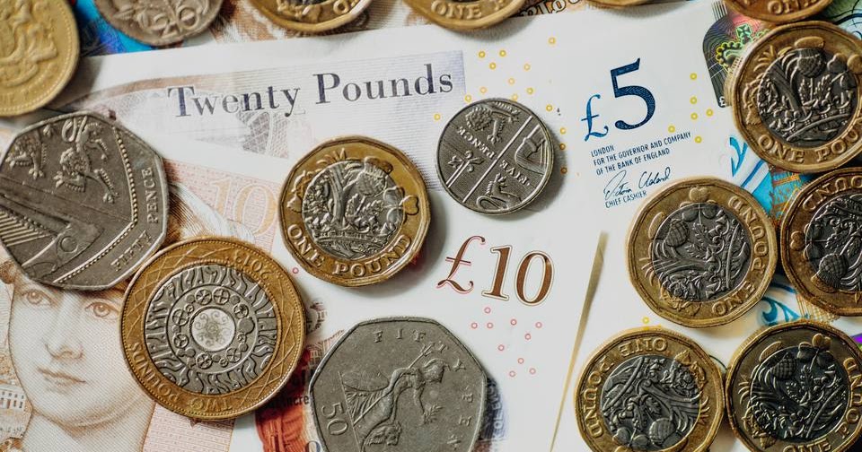 laura's english class: Money