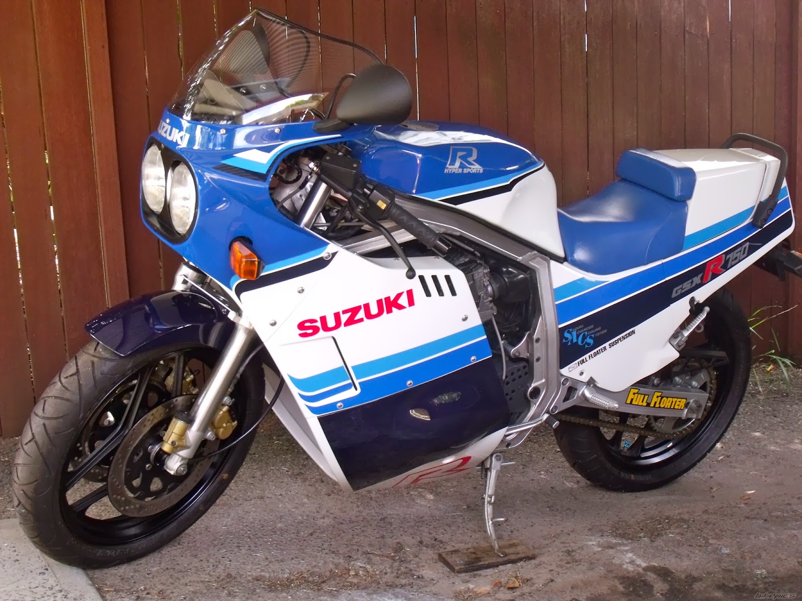 Fichas de motos clásicas: Suzuki GSX-R 750 1985