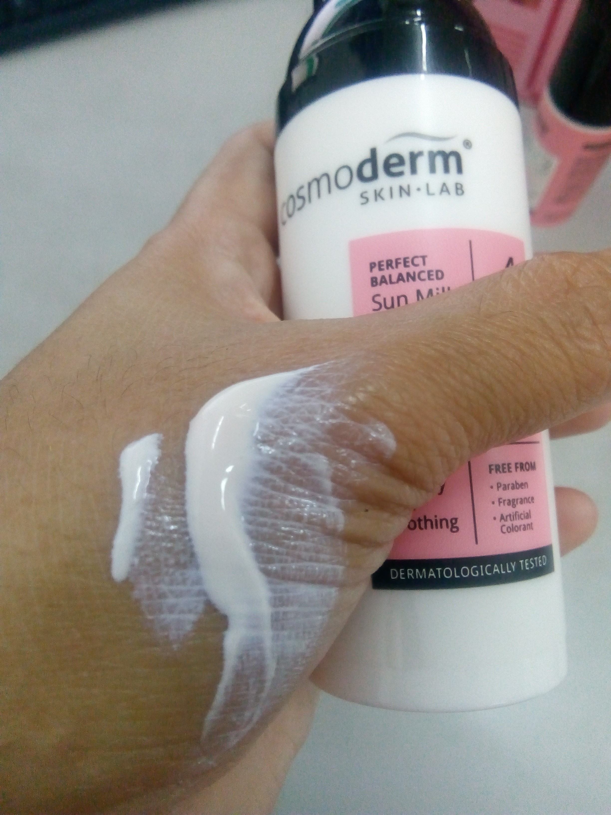 Cosmoderm Perfect Balanced Sun Milk SPF25PA++