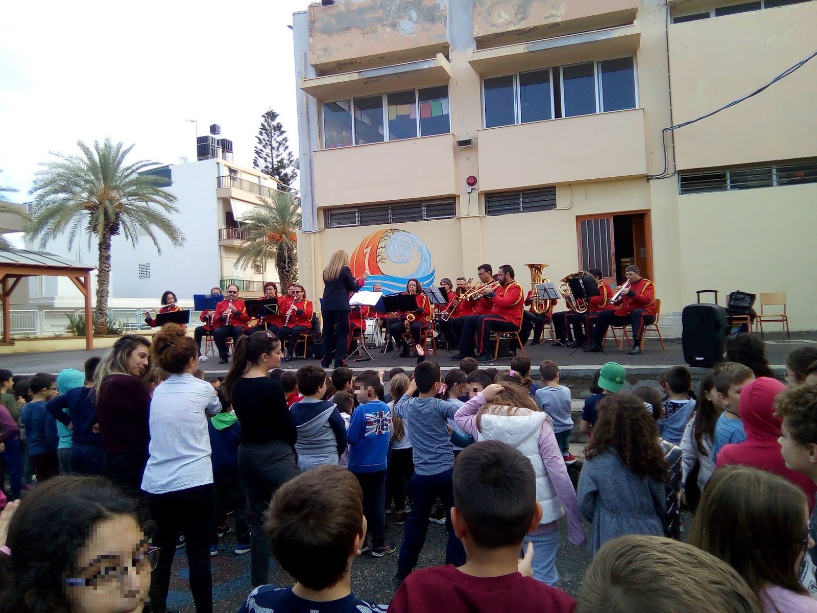 19ο Δημοτικό Σχολείο Ηρακλείου Κρήτης: Η φιλαρμονική ορχήστρα του Δήμου ...