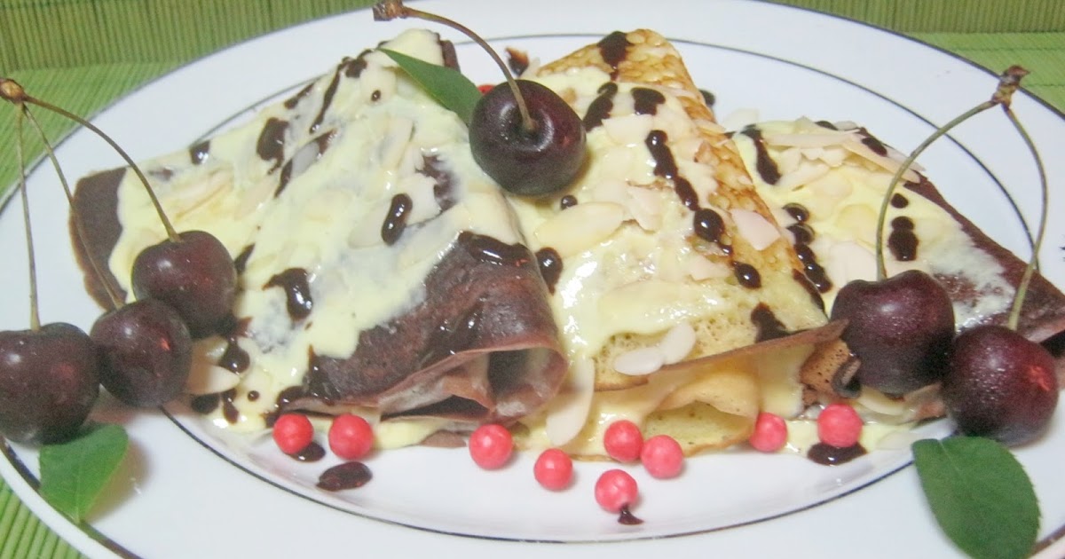 Clatite cu crema Chantilly si sos de ciocolata « In Bucatarie La Sidy