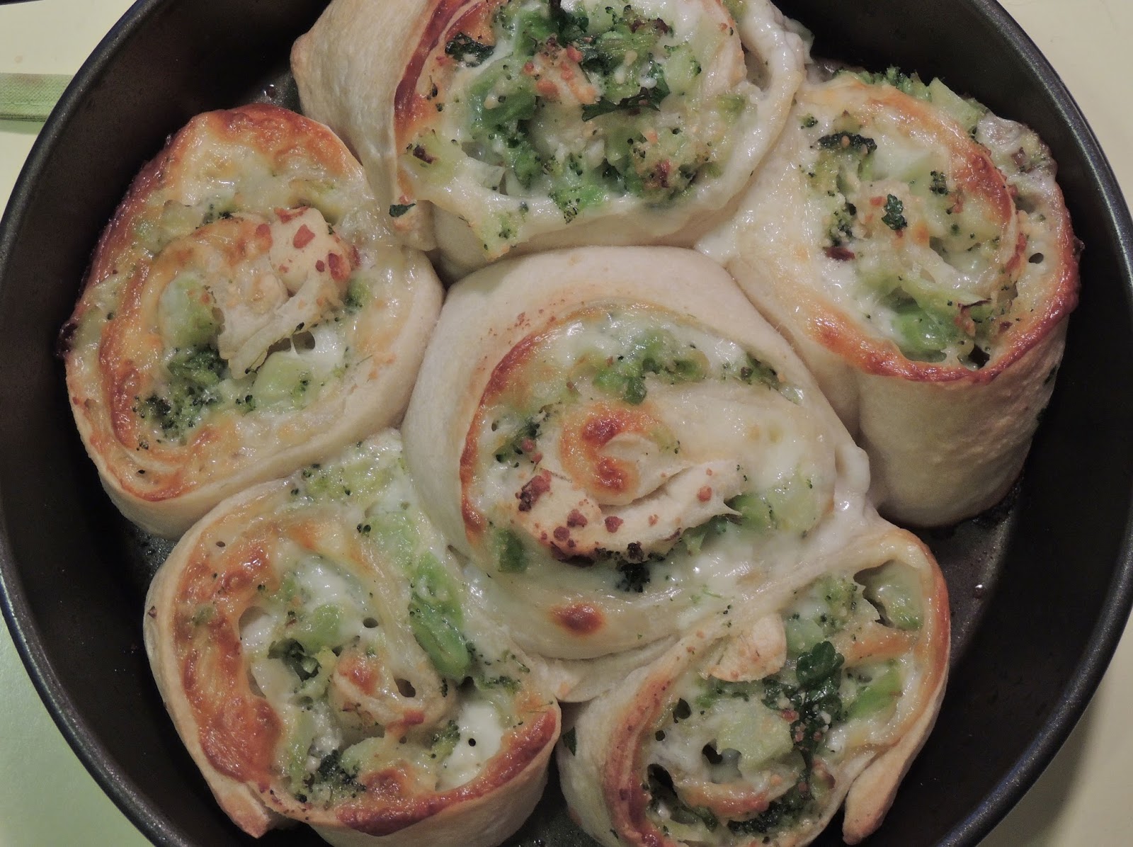 Gas Stove Girl: Broccoli Mozzarella Pinwheels