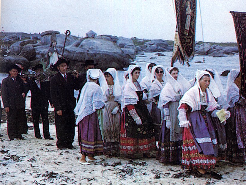 FolkCostume&Embroidery: A Closer Overview of Breton Costumes, part 1 ...