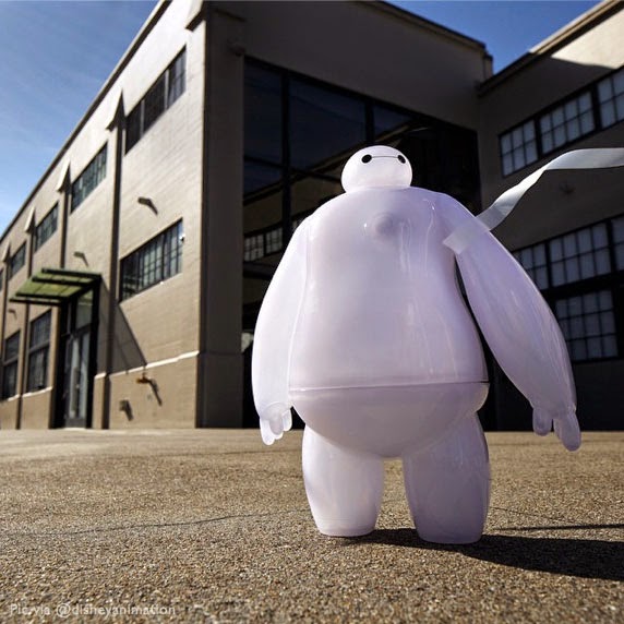 Brian McCarty Does #BigHero6 Toyography Pics